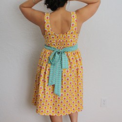 Elastic Back Panel Tutorial Sewing Fit Hack - Rae Gun Ramblings