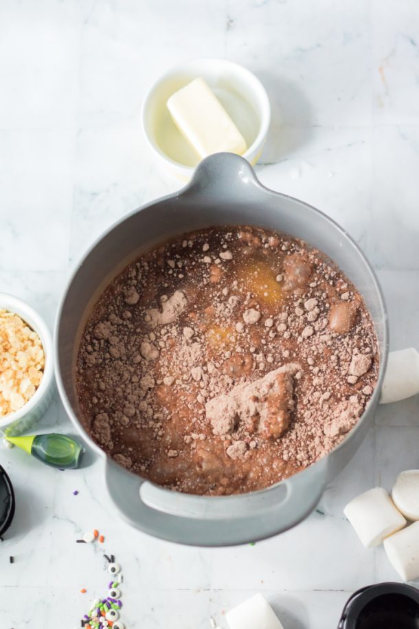 Cauldron Cakes - Rae Gun Ramblings